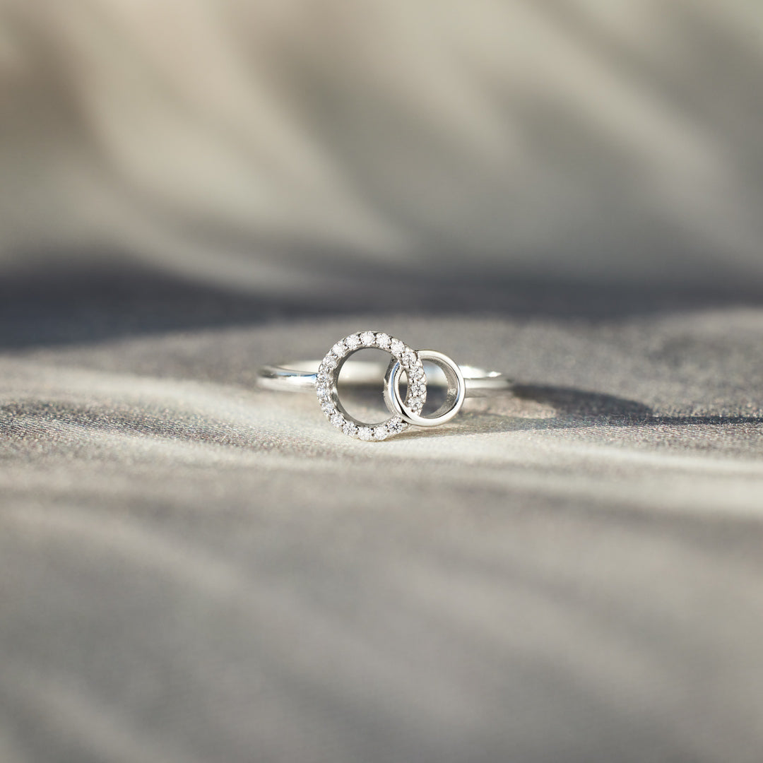 Forever Linked Forever Loved Linked Circle Ring