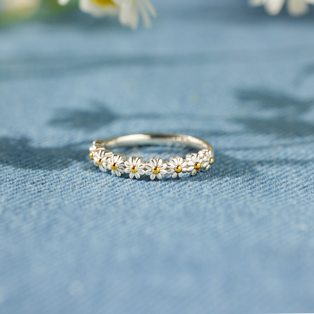 Daisy Ring - Gift For Loved Ones