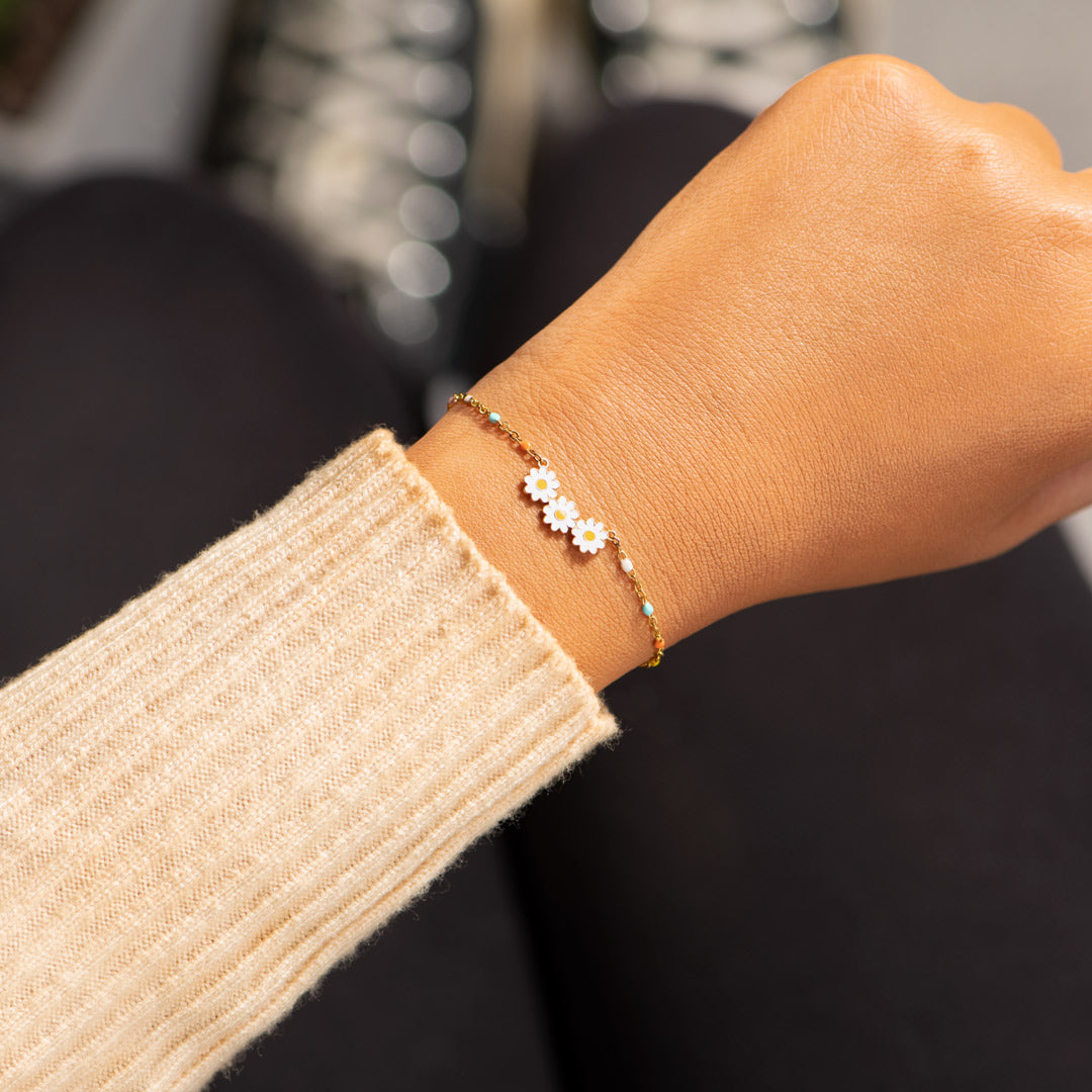Three Generations Connected As One Triple Daisy Bracelet