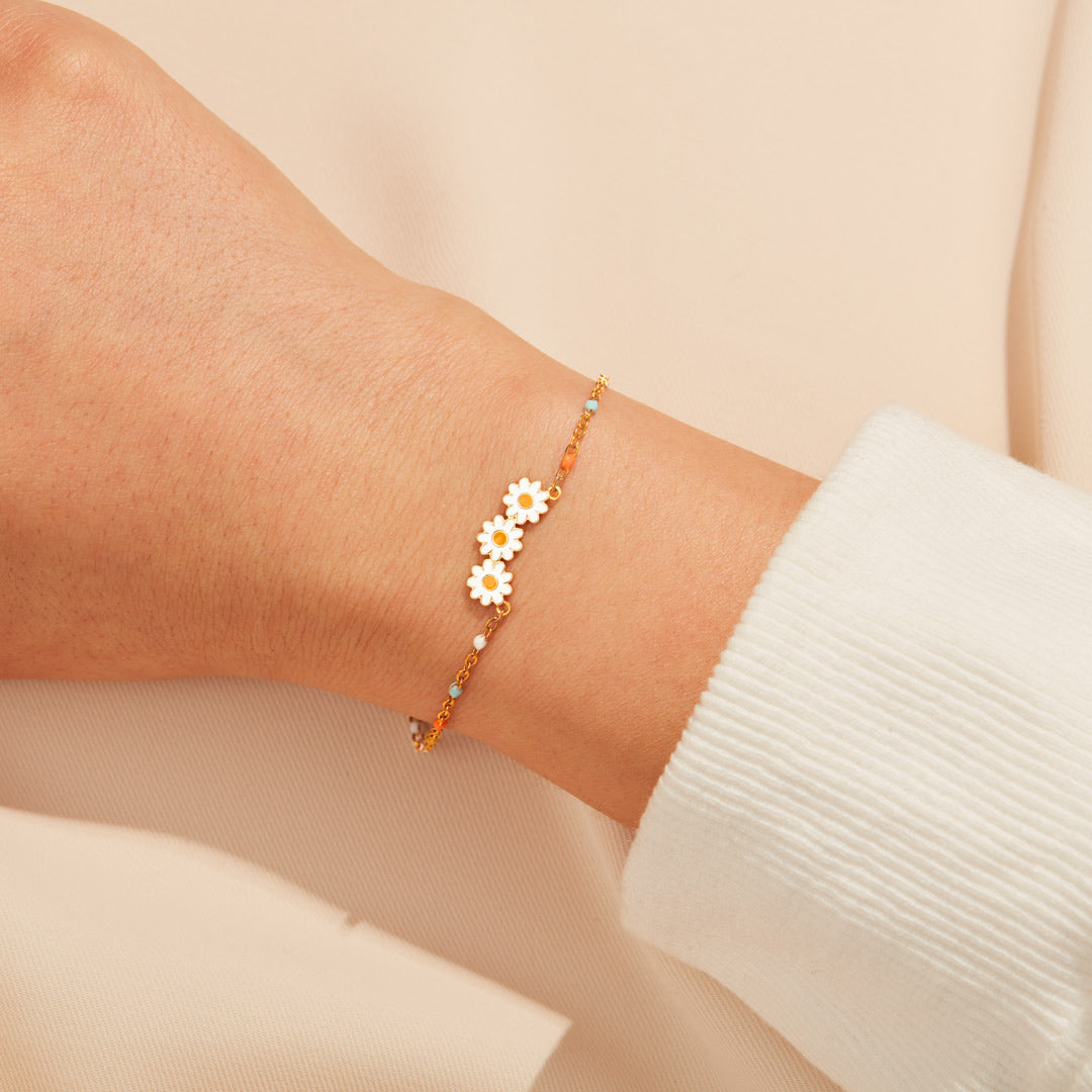Three Generations Connected As One Triple Daisy Bracelet